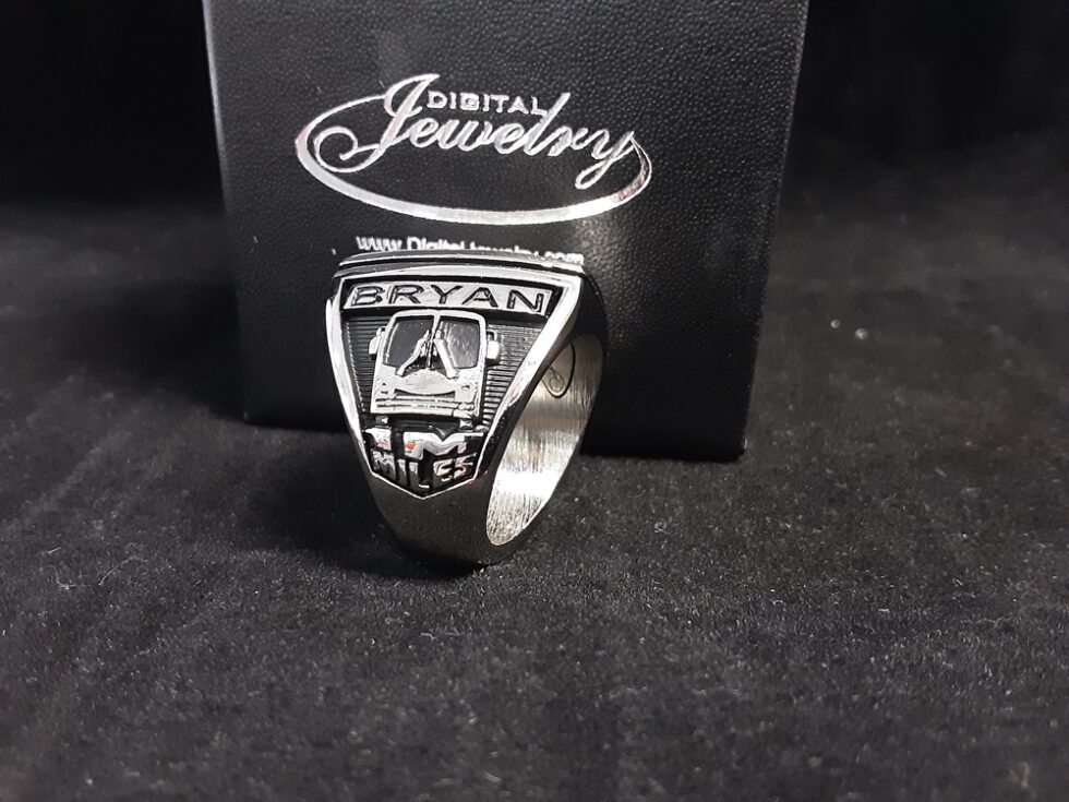 Bowling Championship Rings | Strike for Glory